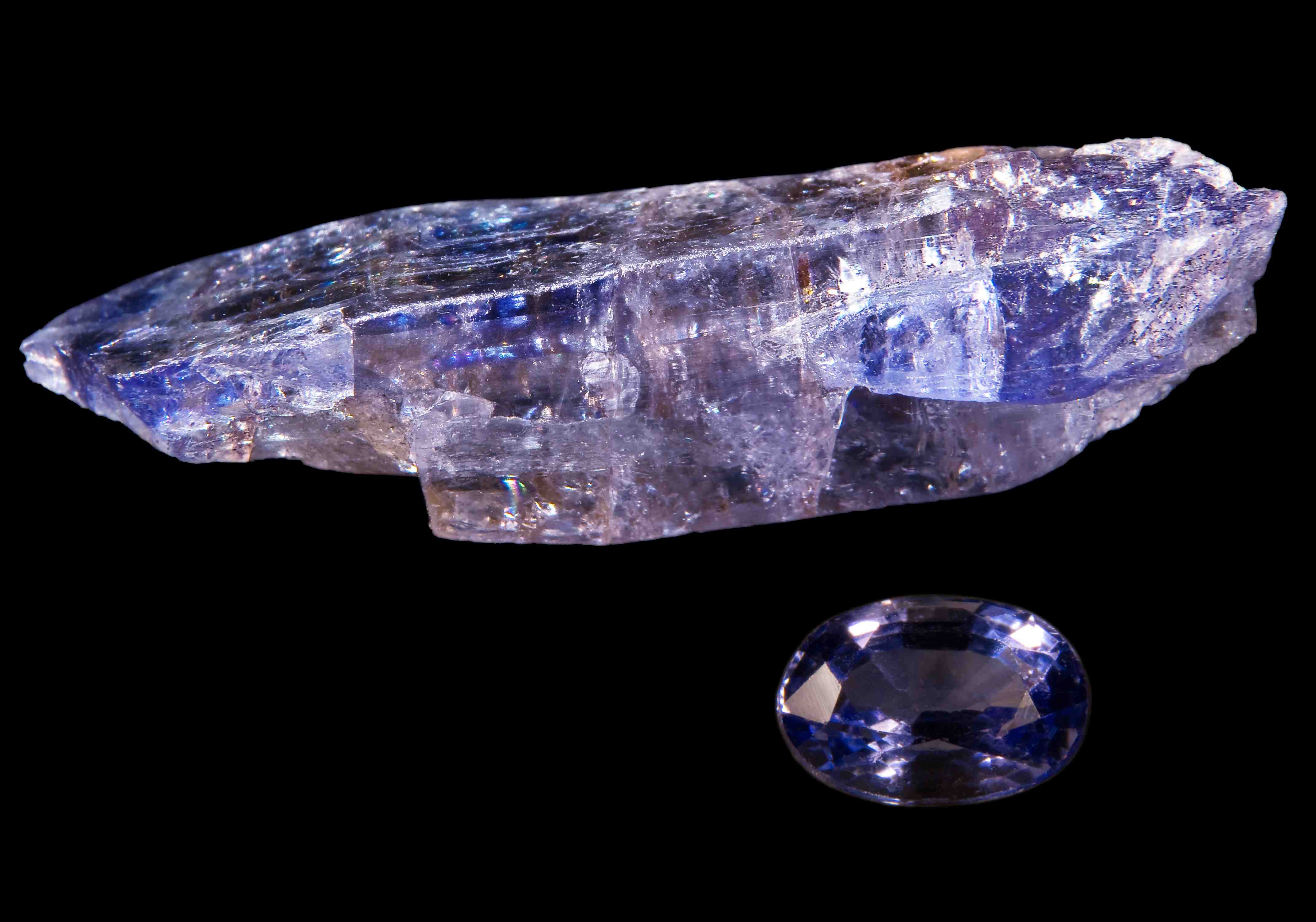 Wiki des bijoutiers Tanzanite naturelle - Wiki des bijoutiers